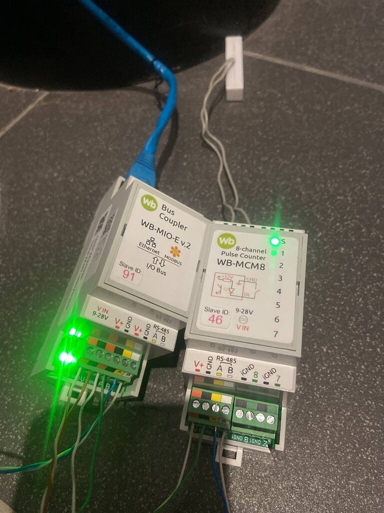 Модуль MCM8, подключенный через MIOv2 остаётся красным - Шлюзы WB-MIO и WB-MGE - Wiren Board Support